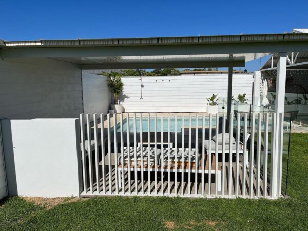 Premier Blade Fencing in Perth | Eline Fencing Perth